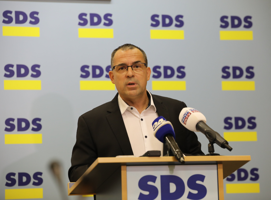 MP Kaloh Called On The Entire Ministerial Team – Including Prime ...