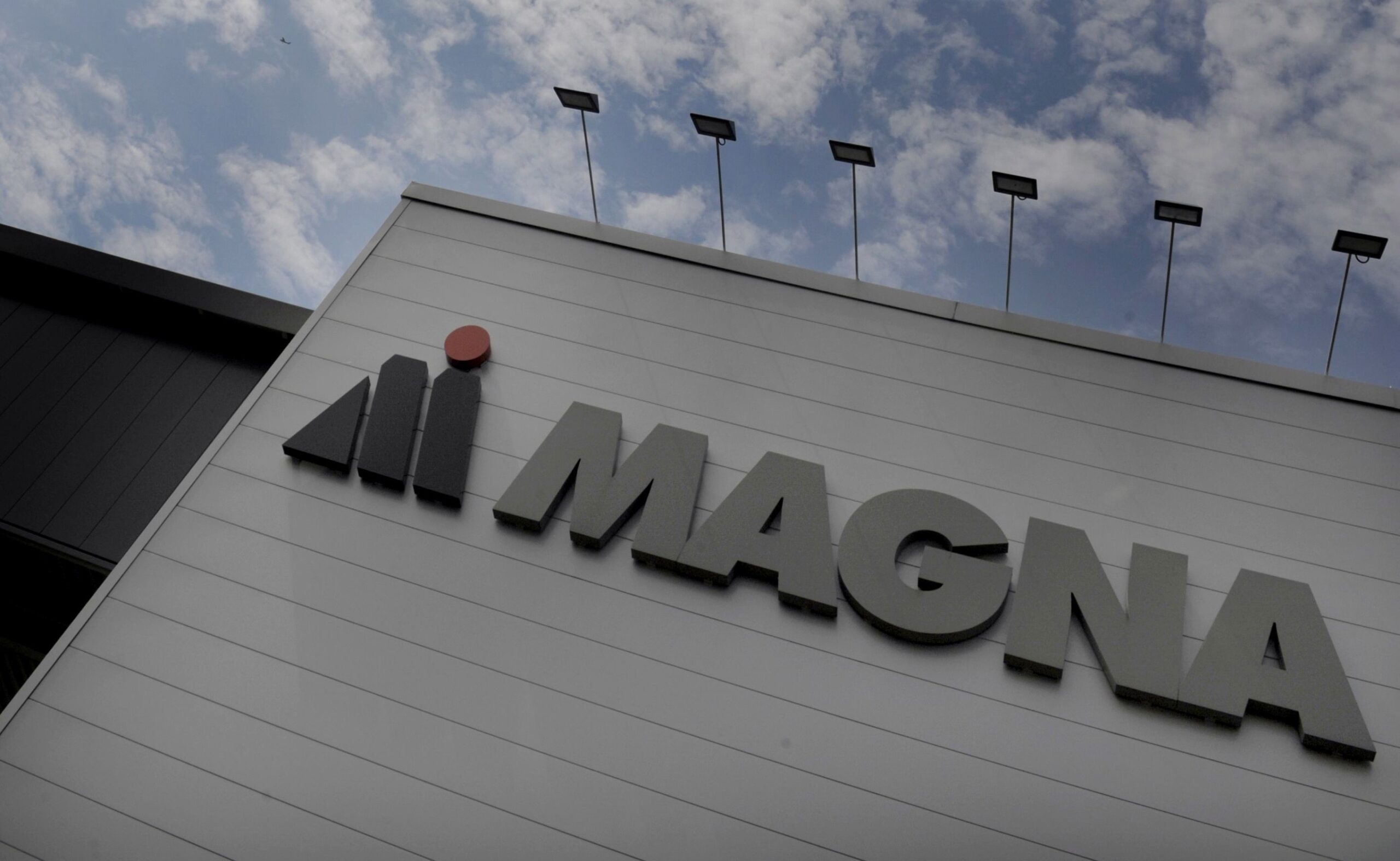 Businesses Are Fleeing – What Does Magna’s Message Tell Us? - Nova24TV ...